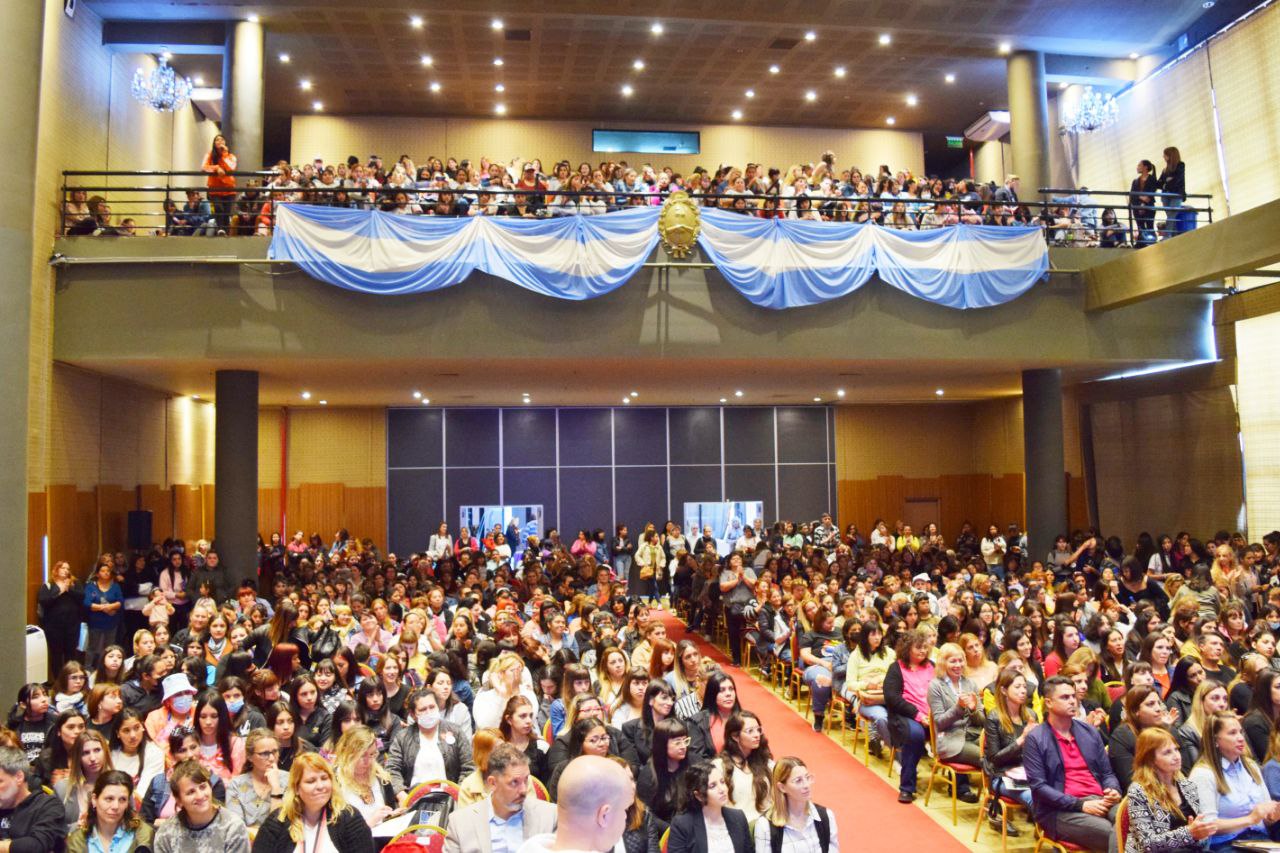 Rethinking Public Policies from a Gender Perspective